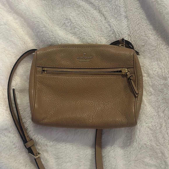 kate spade | Bags | Kate Spade Beige Crossbody Bag | Poshmark